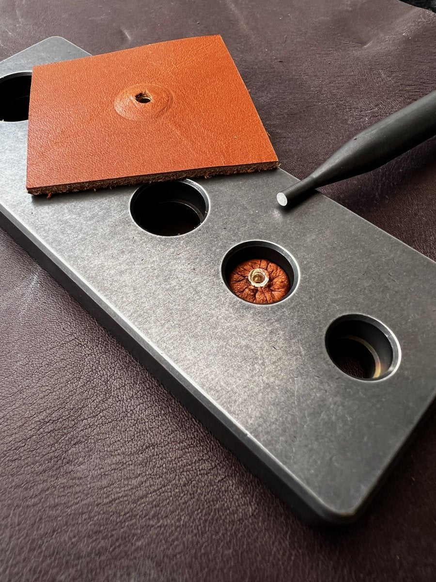 Snap remover jig - JunLinLeather
